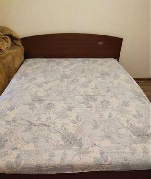 Кровать двухспальная с матрасом Икеа