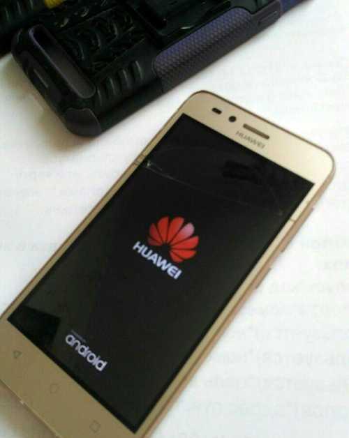 Телефон Huawei lua-l21