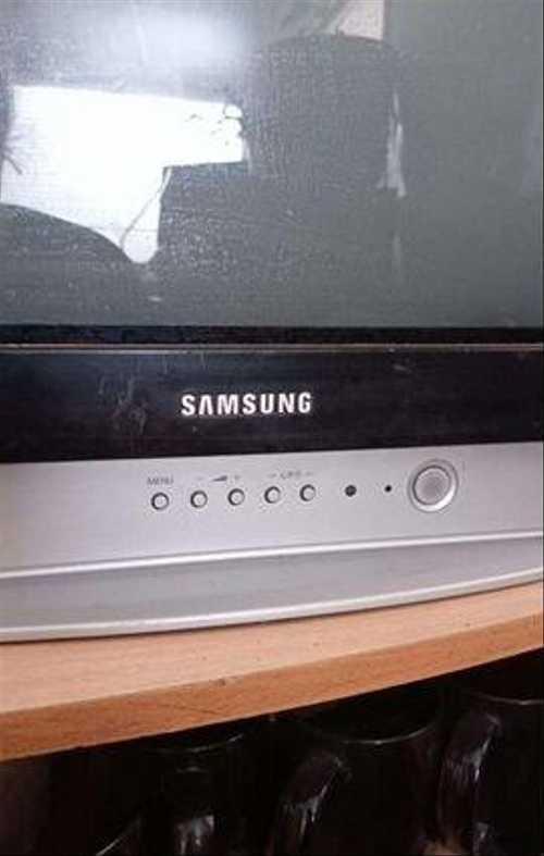 Телевизор ламповый Samsung