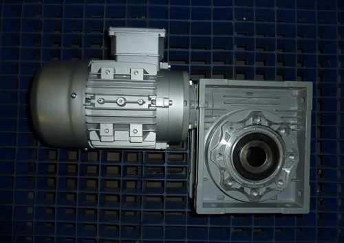 Мотор-редуктор nmrv 090(i10) с двигателем 1.1кВт
