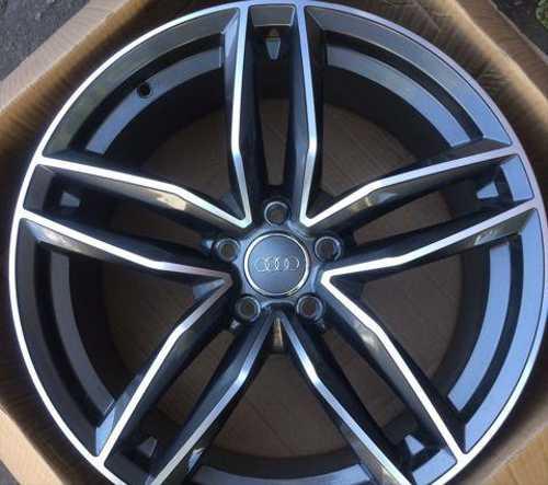 Диски литые RS дизайн R20 на Audi Q7 Ауди