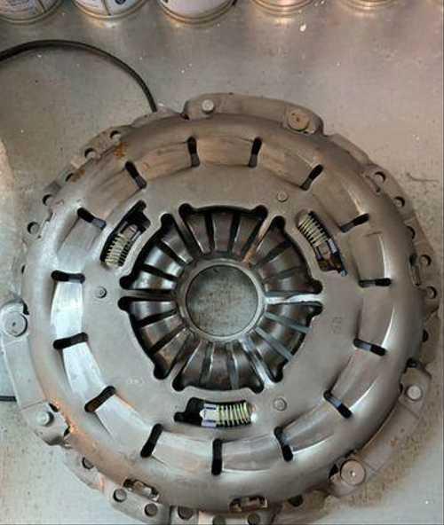 Комплект сцепления BMW новое luk 324020510