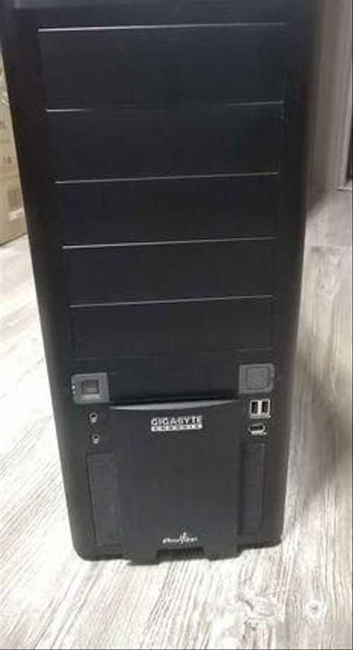 Корпус gigabyte Poseidon (GZ-XA1CA-STB)