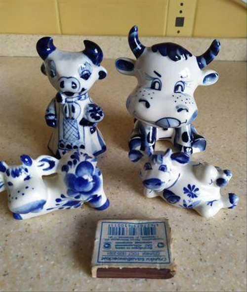 Фигурки Корова гжель