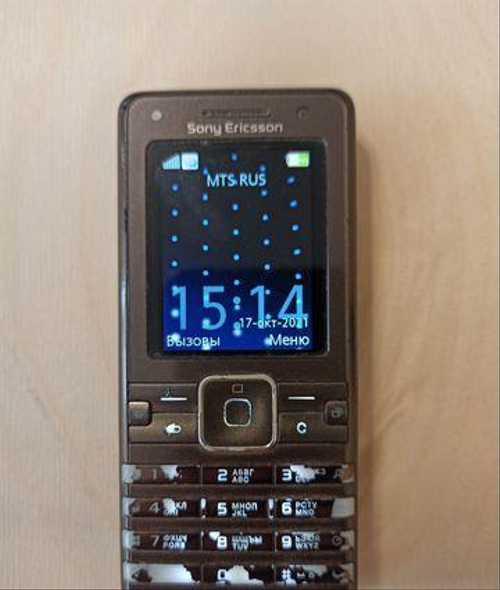Телефон Sony Ericsson K770i