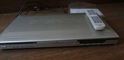 DVD плеер Daewoo Electronics DV-1200S