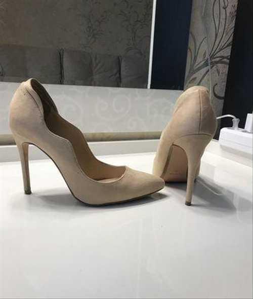 Продам женские туфли