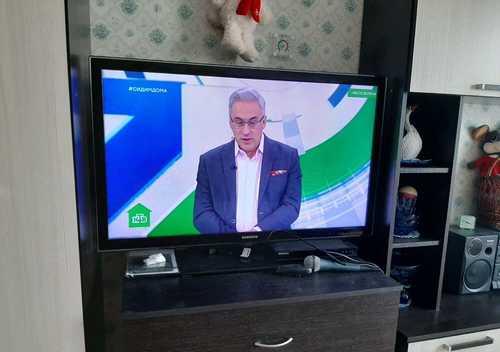 SAMSUNG 40"