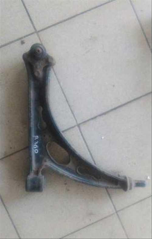 Передний рычаг VAG VW правый