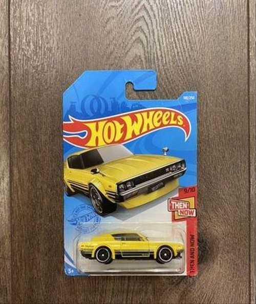 Hot wheels nissan skyline 2000 gt-r