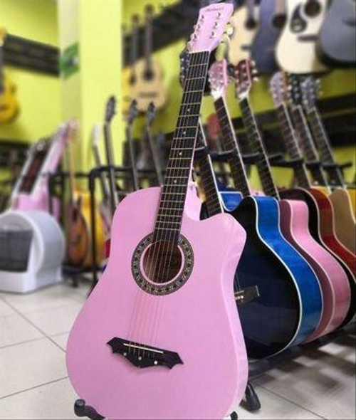 Гитара розовая