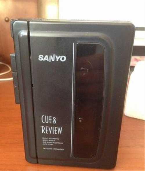 Диктофон кассетный Sanyo M 1018