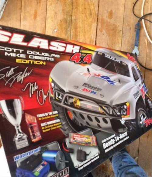 Traxxas slash 1:10 4x4