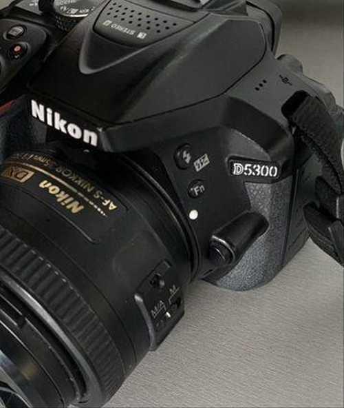 Фотоаппарат Nikon D5300. Объектив AF-S nikkor 35mm