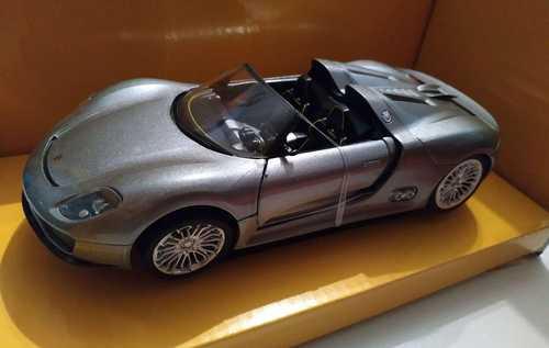 Porsche 918 Spyder Concept 1/24