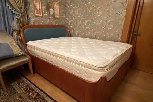 Кровать с американским матрасом