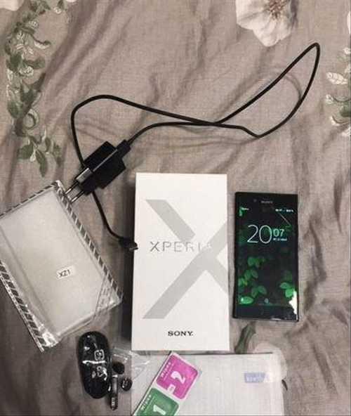 Продам Sony Xperia XZ1 dual sim