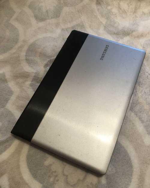 Ноутбук Samsung NP300E5A-S08RU (HD) /Silve