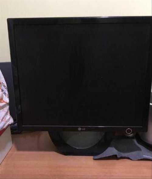 Монитор 19" LG Flatron L1900E