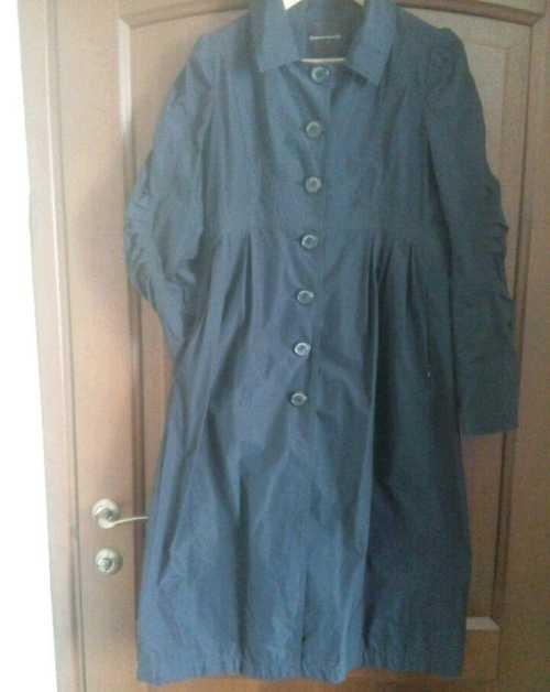 Женский плащ