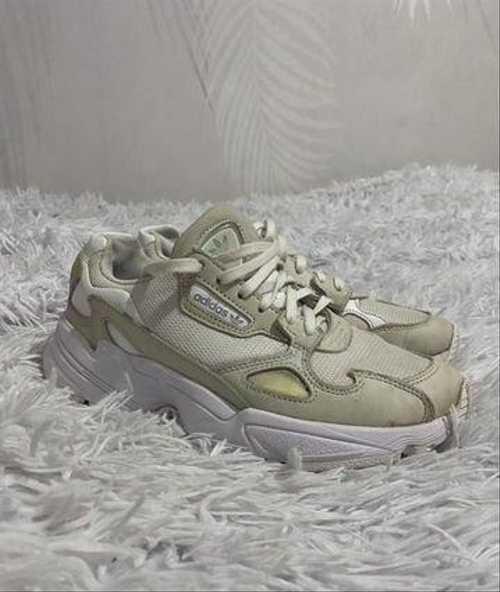 Кроссовки adidas falcon