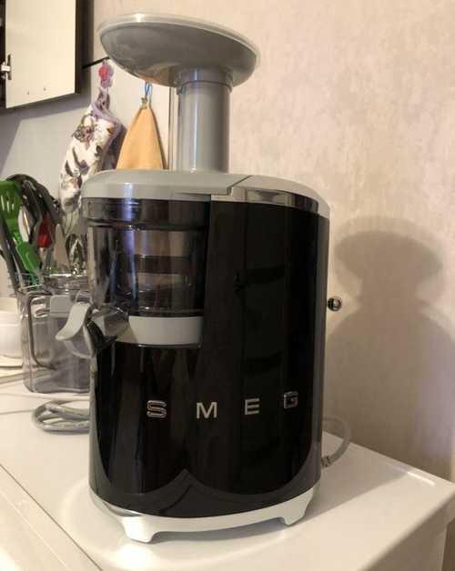 Шнековый Соковыжималка Smeg