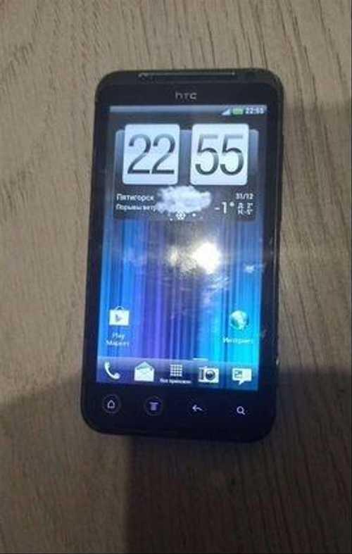 Телефон HTC evo 3d