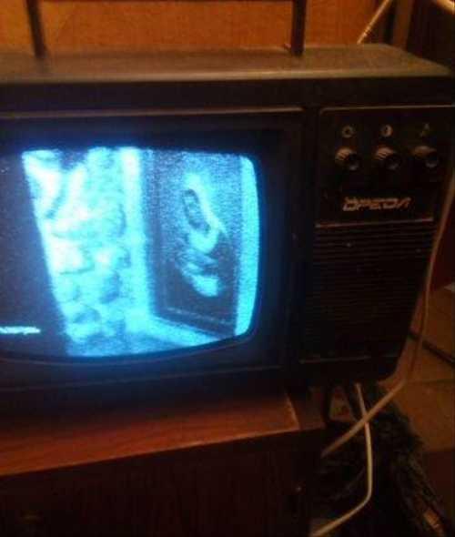 Телевизор ореол чб 23тб