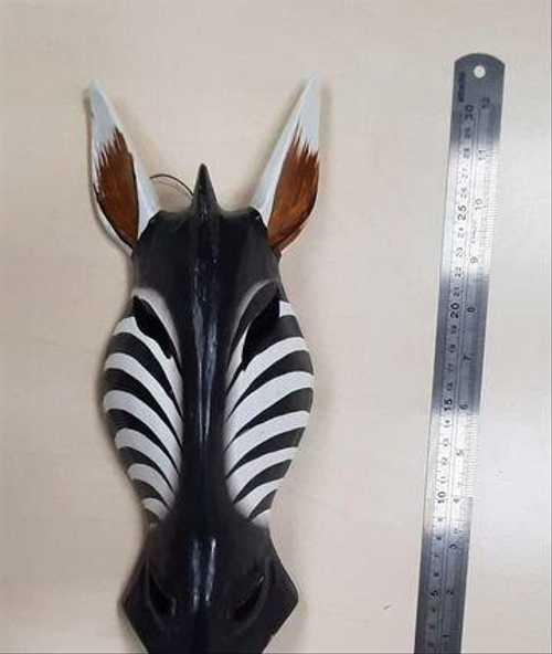 Деревянные сувенирные маски на стену: лошадь, зебр
