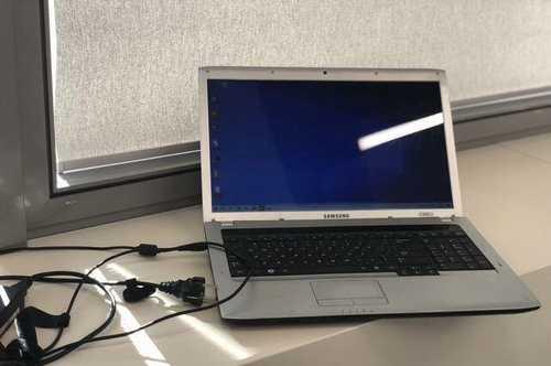 Ноутбук Samsung R730 17.3"