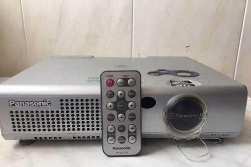 Проектор переносной Panasonic PT-LM2E