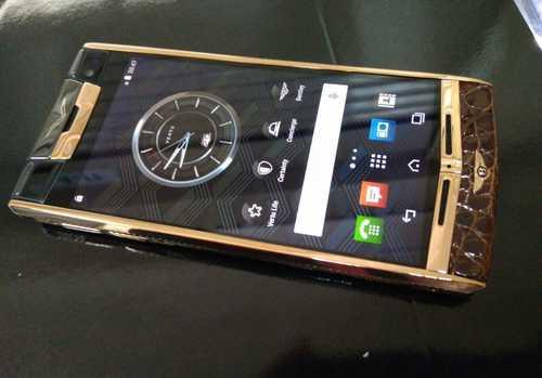 Vertu Signature Touch for bentley Gold Alligator