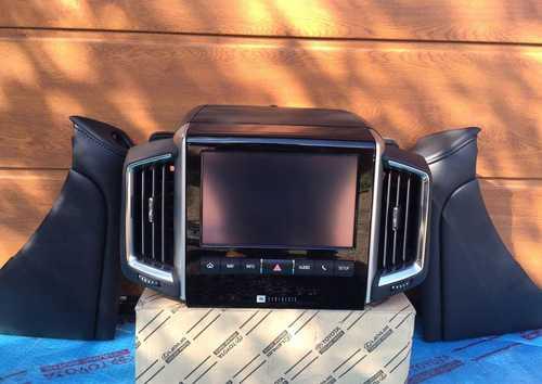 Монитор Land Cruiser 200 2015-20
