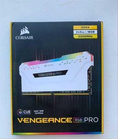 Corsair Vengeance PRO White DDR4 (8gbx2)