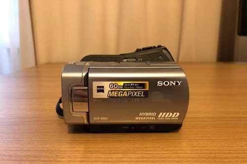 Видеокамера Sony DCR-SR85