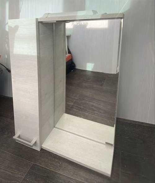 Шкаф с зеркалом в ванную Акватон Ронда почти новый