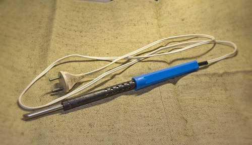 Электропаяльник эпсн 220В 65Вт