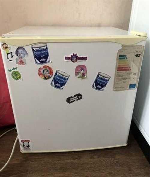 Холодильник маленький Supra