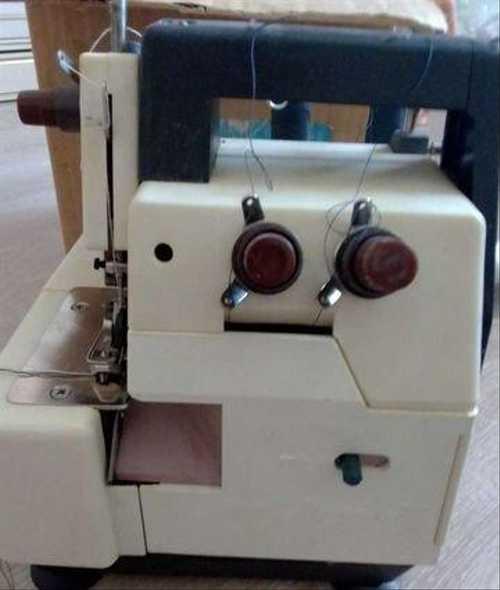 Оверлок Крош краеобметочная швейная машина