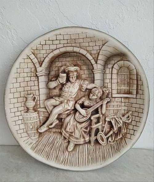 Тарелка настенная керамика