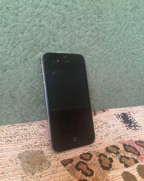 Телефон iPhone 4s 16 gb