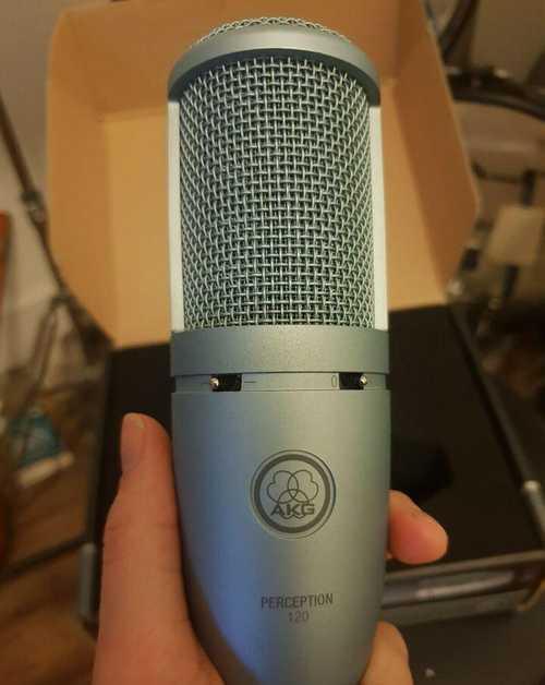 Студийный микрофон AKG P120 Perception