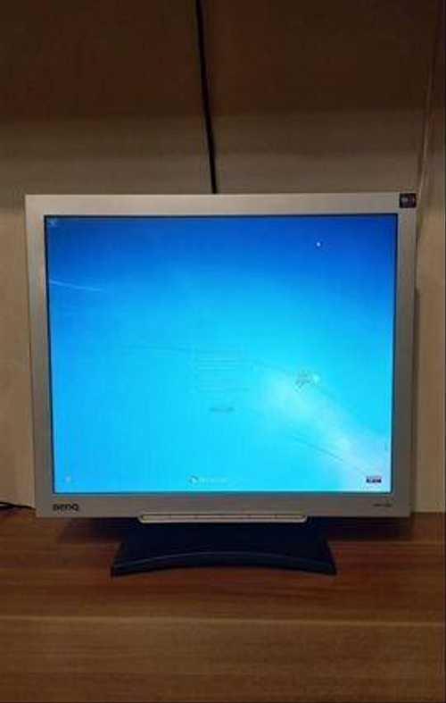 Монитор Benq fp71g+