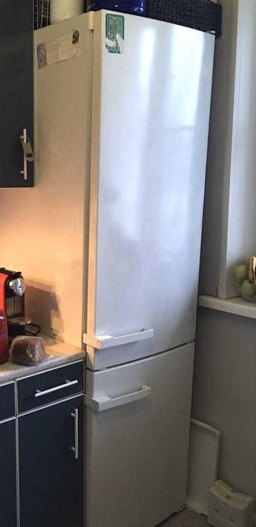 Холодильник Miele