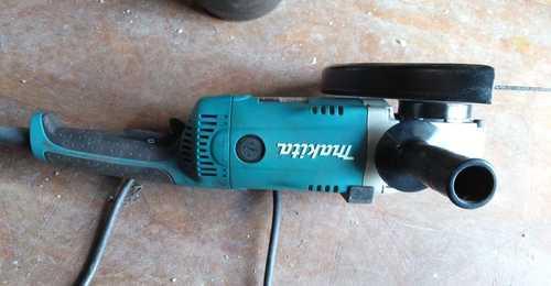 Угловая шлифмашина Makita GA 9020S