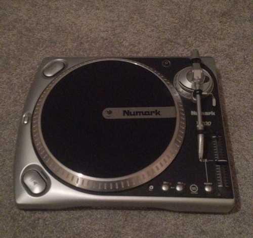 Numark TT200 Проигрыватель винила