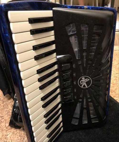 Аккордеон Hohner Bravo III 72 Blue silent key