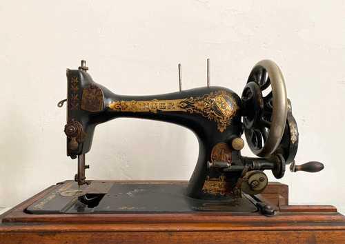 Швейная машинка Zinger