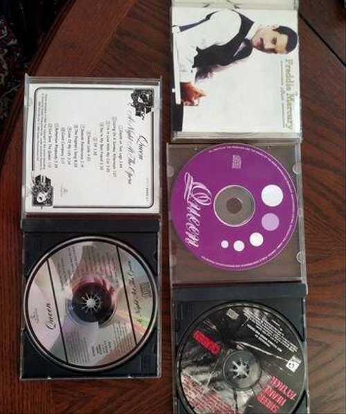 Музыкальные cd диски группы "Queen"