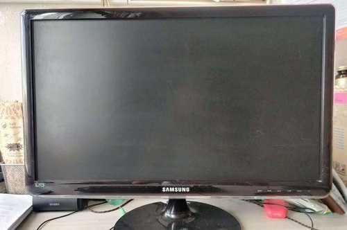 Монитор Samsung LS24A350 Full HD